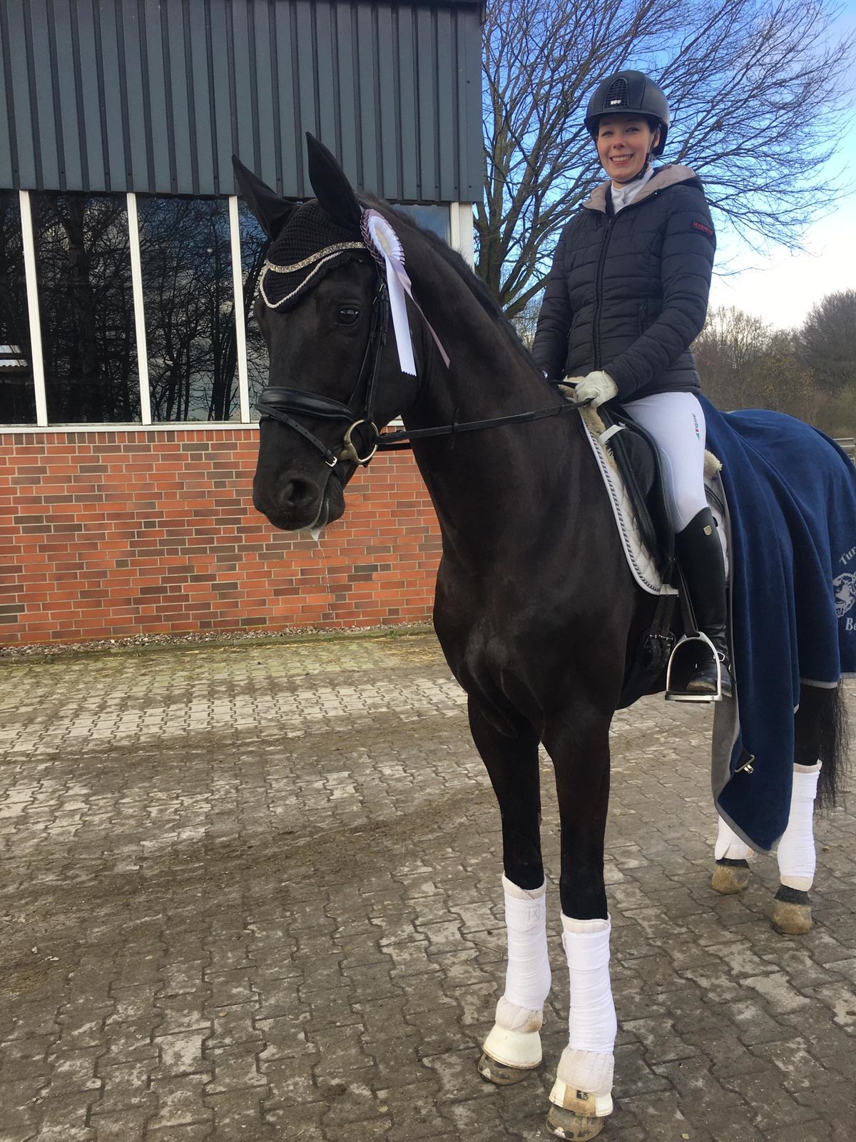 Turnierbericht: Greven und Hamminkeln-Brünen - Reitverein Rhede Krommert